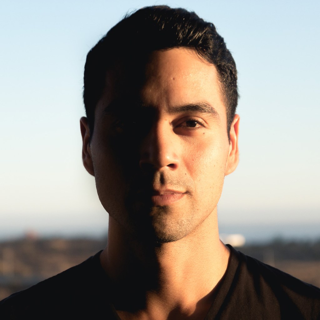 Alejandro Cabrera M. – Por amor a la vida y a la humanidad.